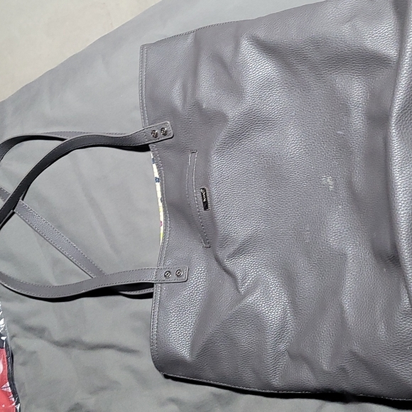 thirty-one | Other | Thirtyone Around Town Leather Tote | Poshmark